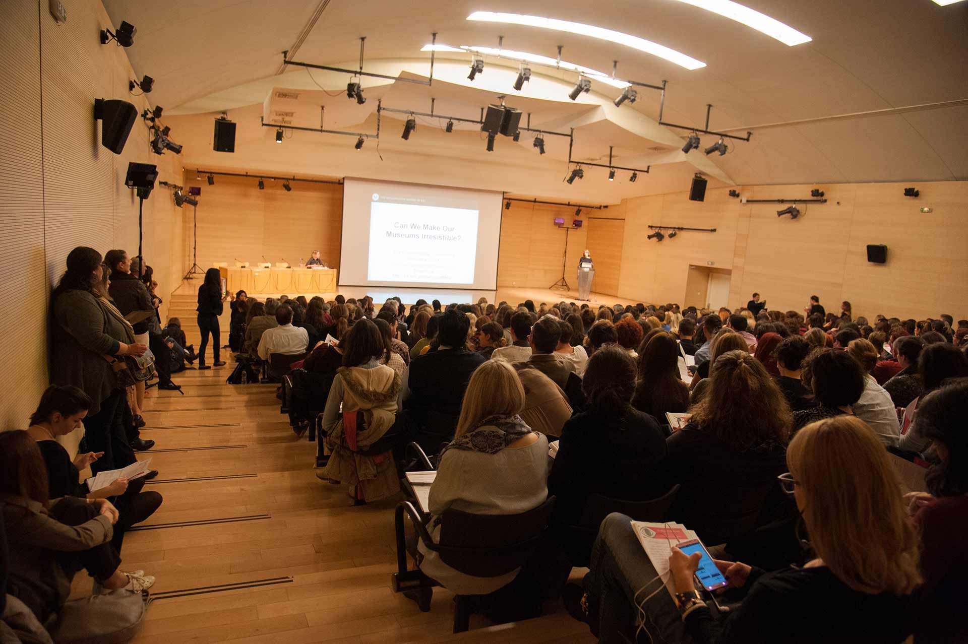 PIREOS 138 - Benaki Museum