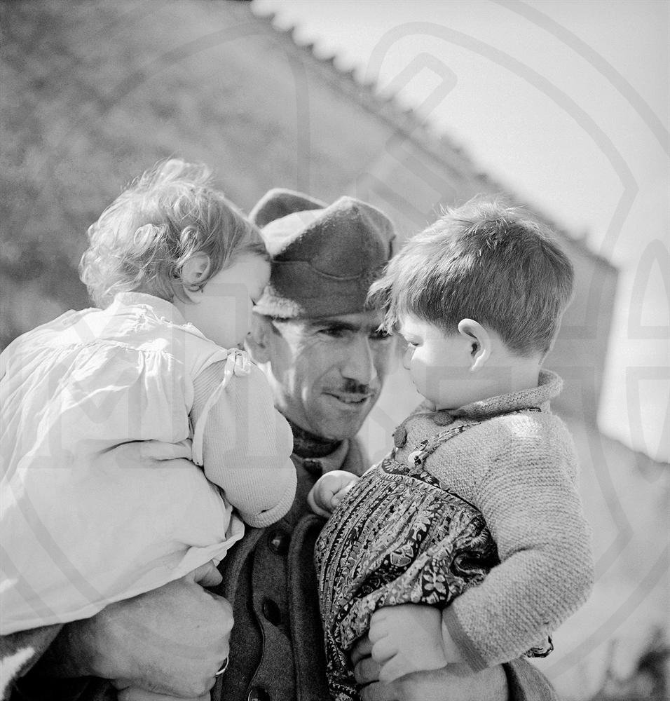 Επιστράτευση, Αθήνα, 1940 - Μουσείο Μπενάκη