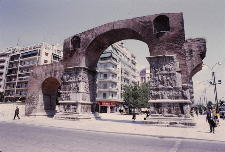 Θεσσαλονίκη, Καμάρα - Μουσείο Μπενάκη