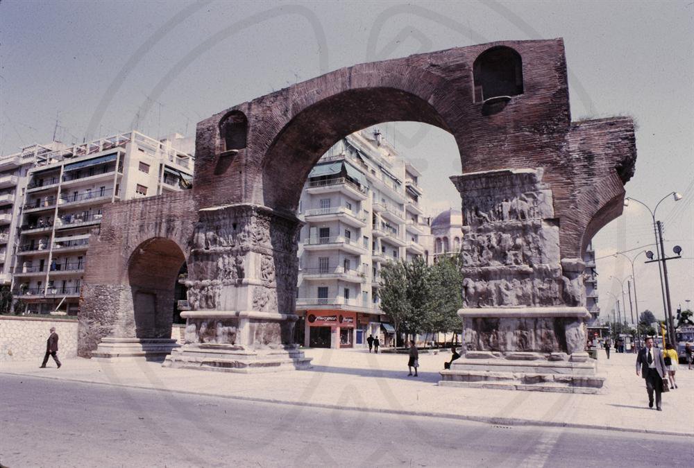 Θεσσαλονίκη, Καμάρα - Μουσείο Μπενάκη