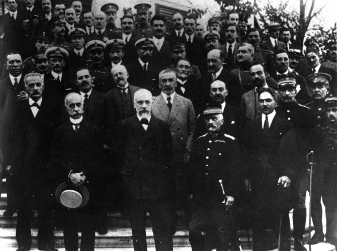 Η Κυβέρνηση της Θεσσαλονίκης υπό τον Ελευθέριο Βενιζέλο, 1916 - Μουσείο ...